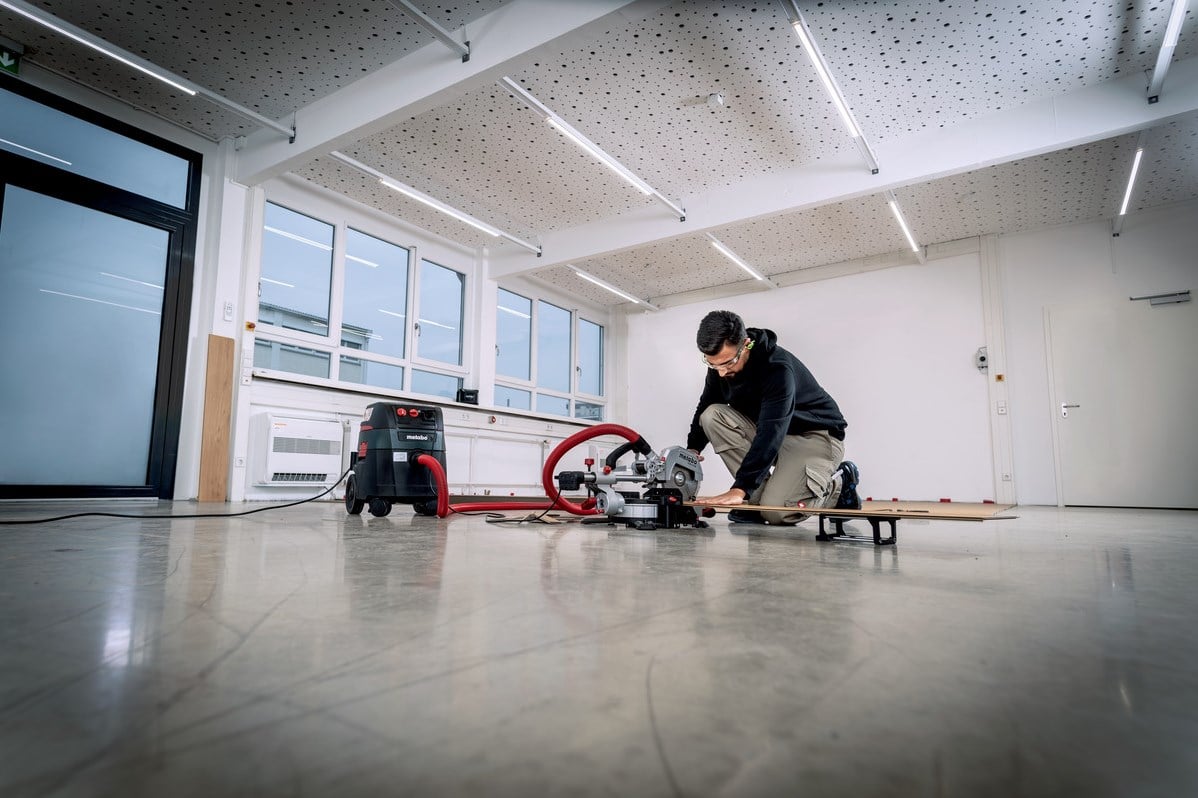 Metabo Afkortzaag KGS 216 M SET met trekfunctie | nieuwste model + extra zaagblad - 613216900 ...