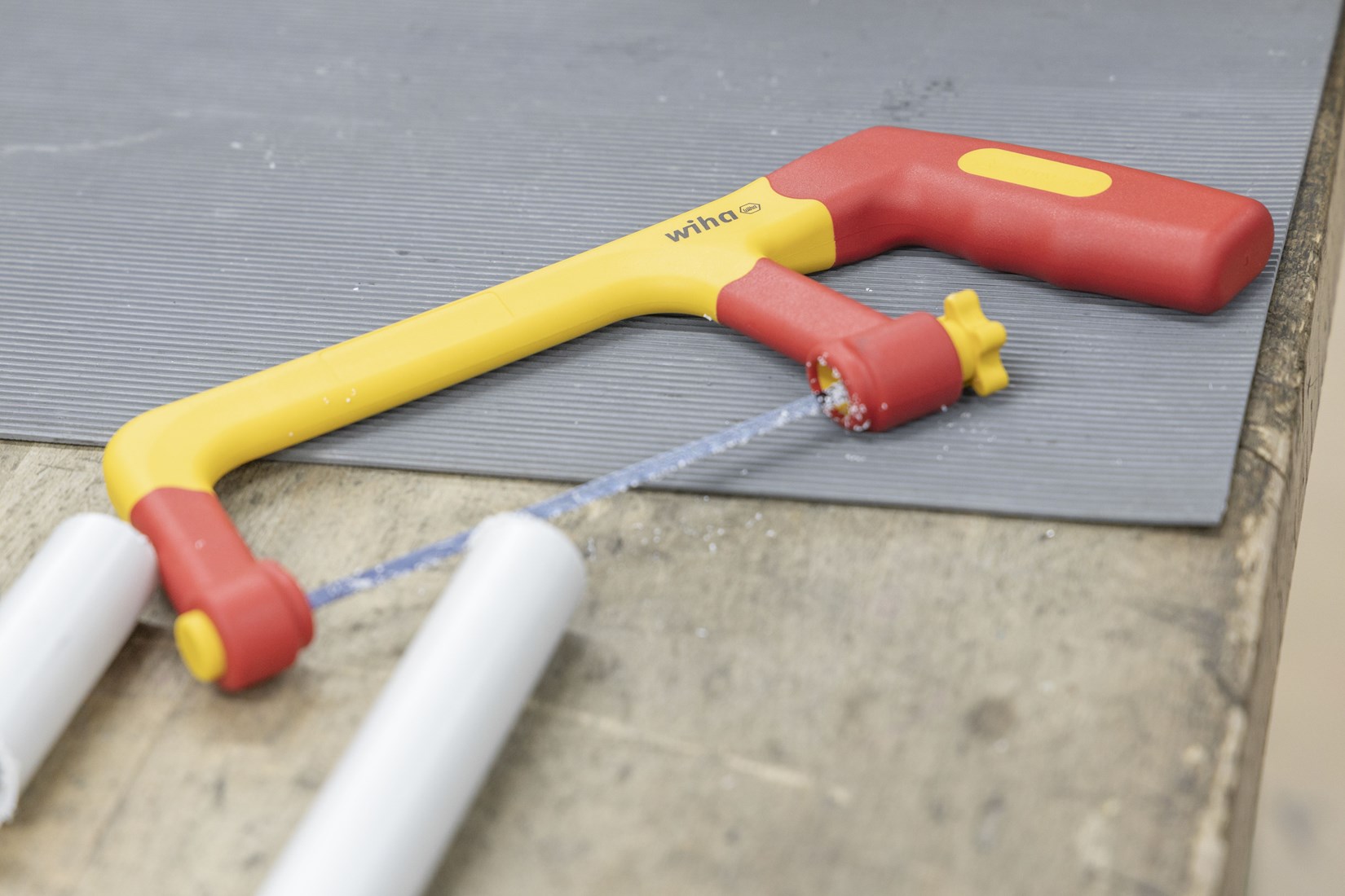 Wiha Beugelzaag | electric geïsoleerd met drie zaagbladen | 150 mm ...