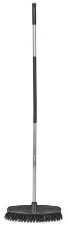 Fiskars Ergonomic Bezem met Gebogen Steel – 1077114 ToolMax