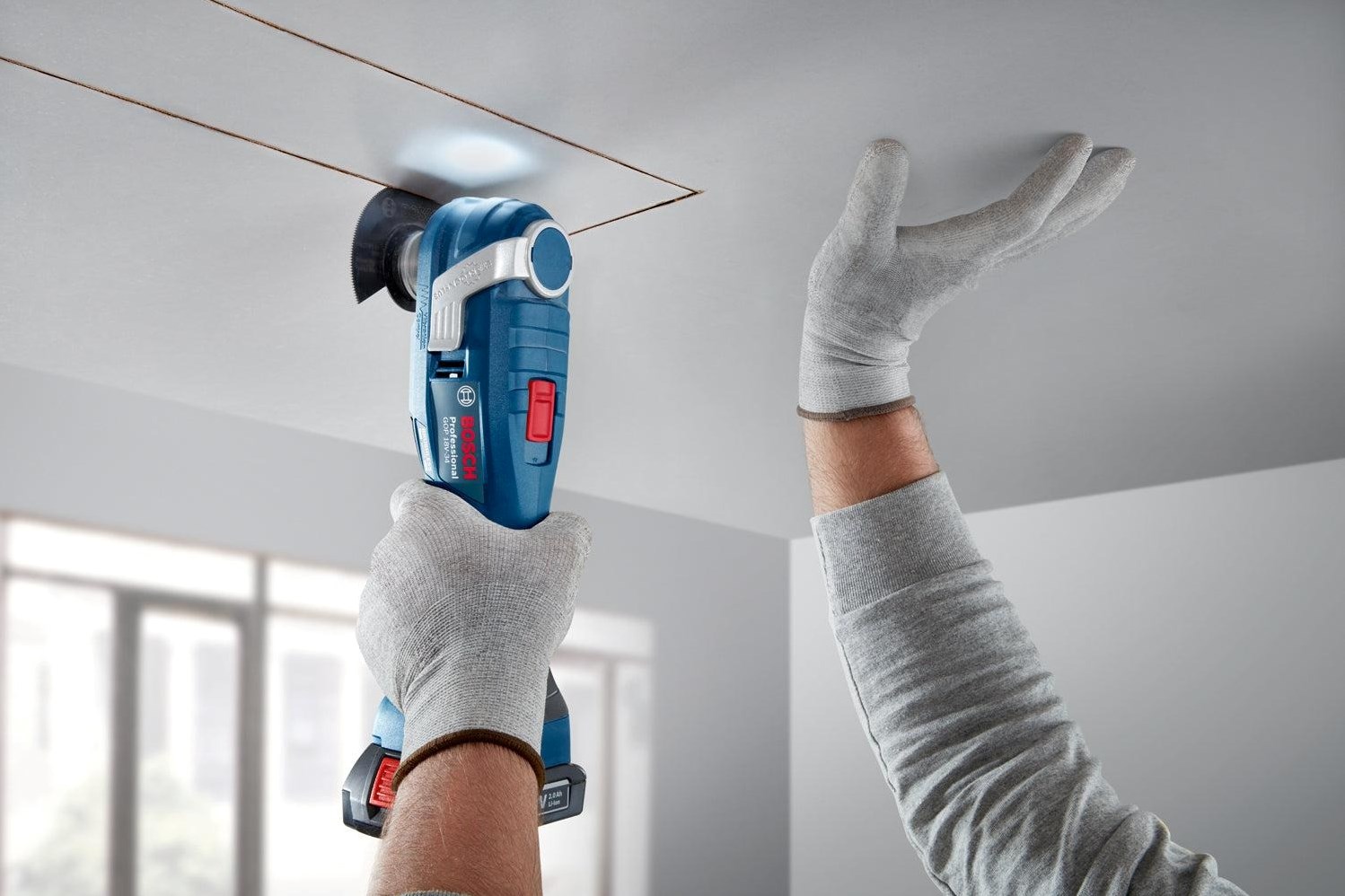 Bosch Blauw GOP 18V-34 Accu Multitool 18V | zonder accu's en lader in L ...